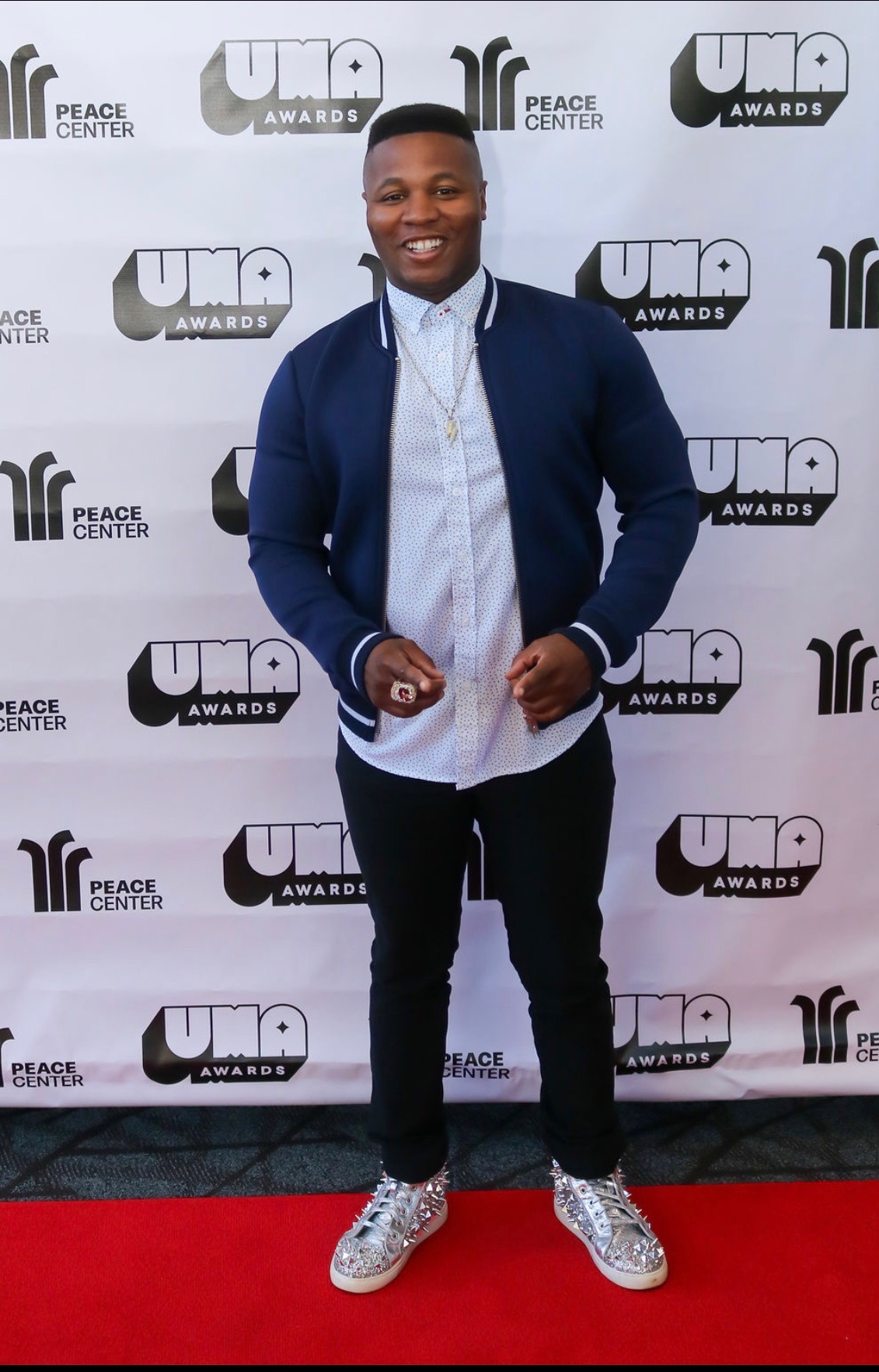 Deshaun James Shows His Versatility In New Hit Singles "Deshaun" and ...